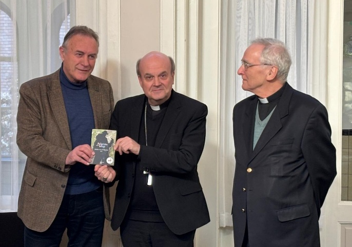 Boek ‘Pelgrims van Hoop’ in de Nederlandse bisschoppenconferentie ...